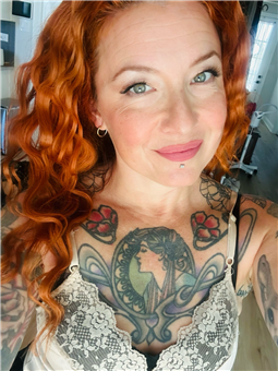 Michelle Simoneaux @ Ultraviolet Salon In New Braunfels TX | Vagaro